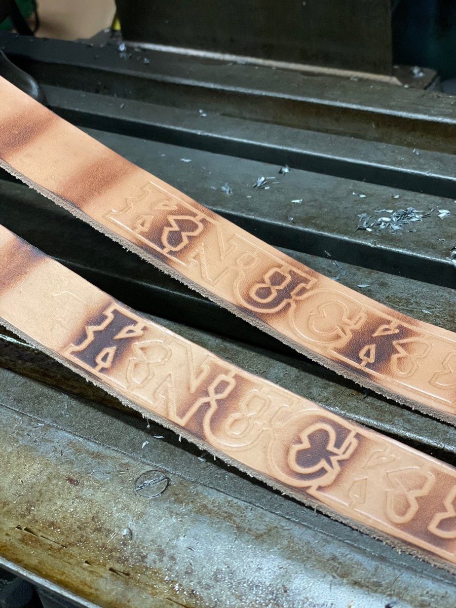 The Knuckle Buckle with Stripe Belt | Nash Motorcycle Co.